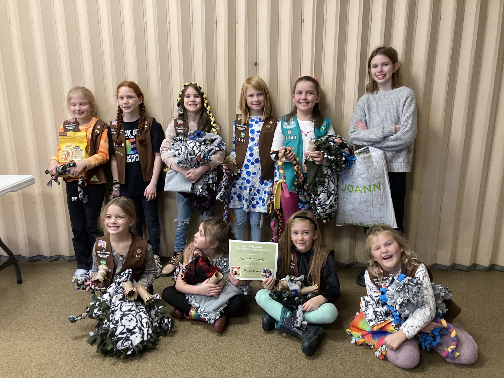 Giving Girl Scouts - HSHV