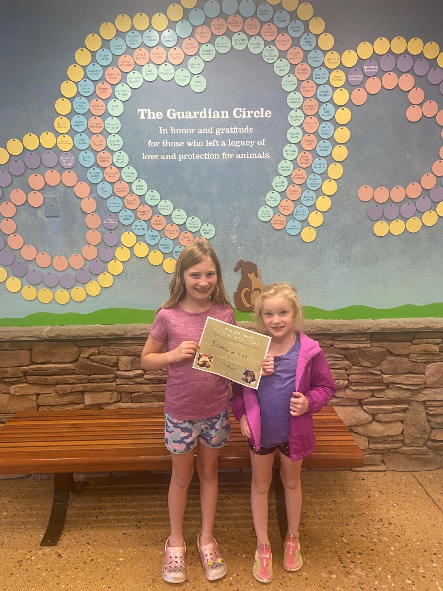 Selling Lemonade to Benefit the Animals - HSHV